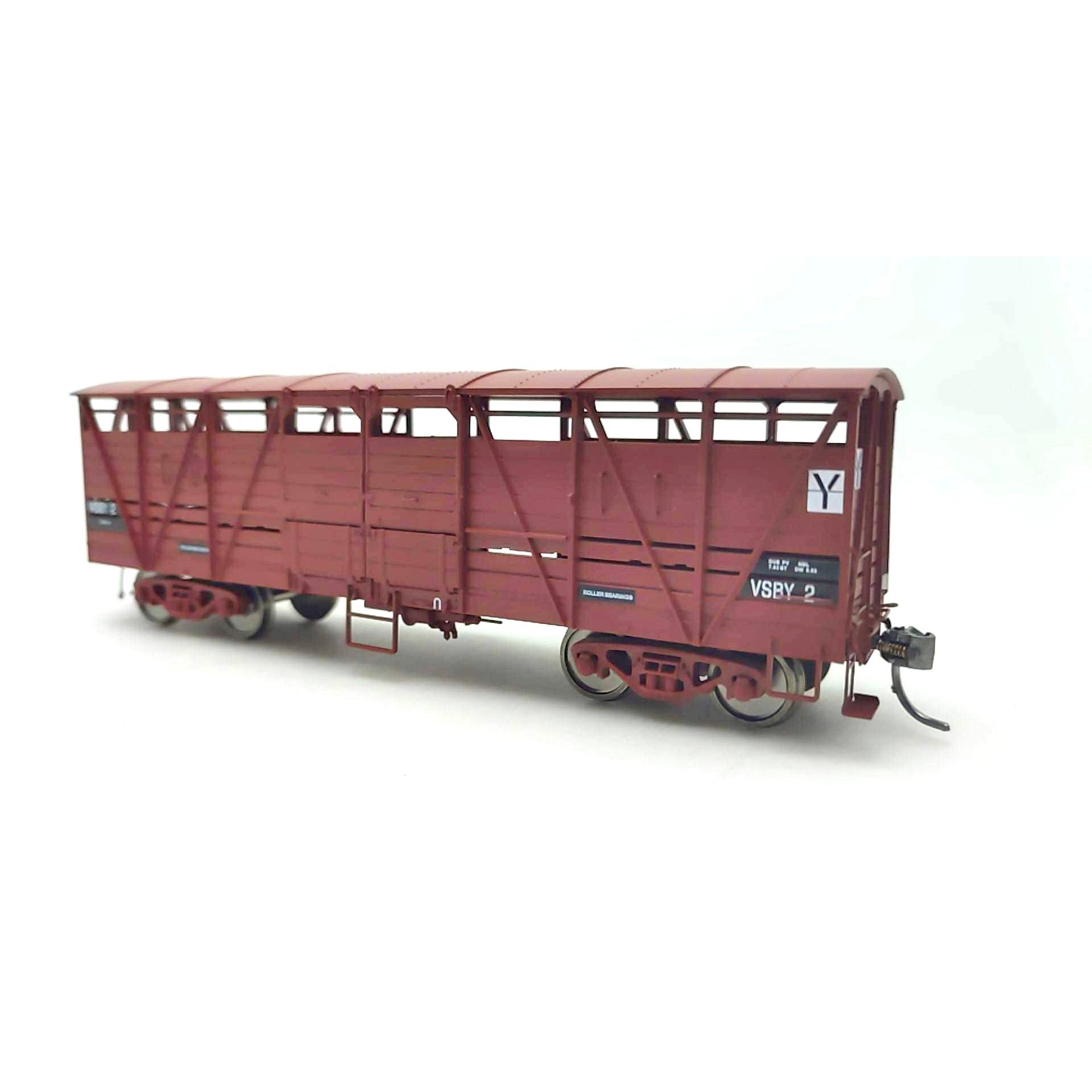 Ixion Model HO Scale VR Cattle Wagon 3-Pack E Contents MF7 MF21 MF23