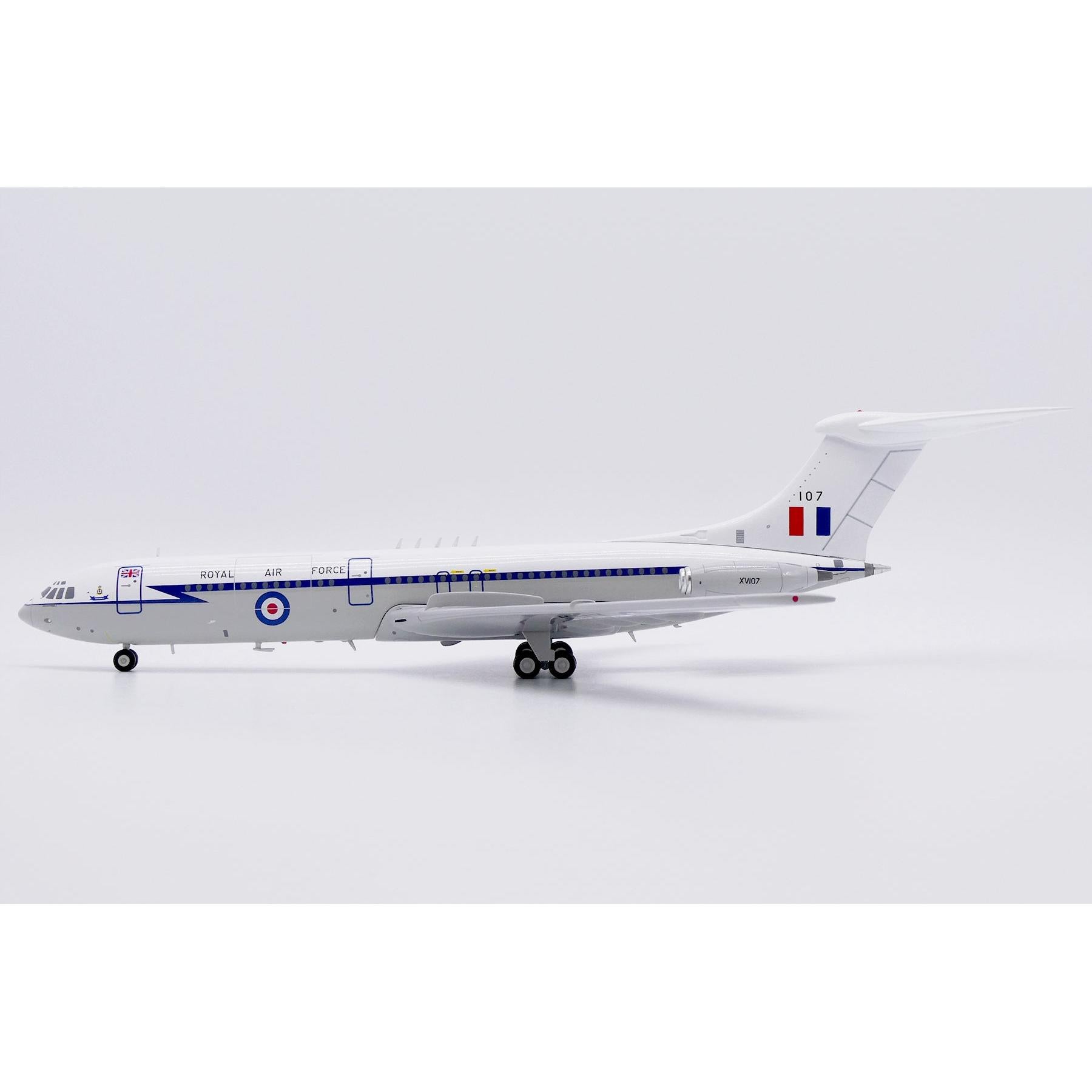 JC Wings 1/200 Royal Air Force Vickers VC10 C1K Reg: XV107 with Stand ...
