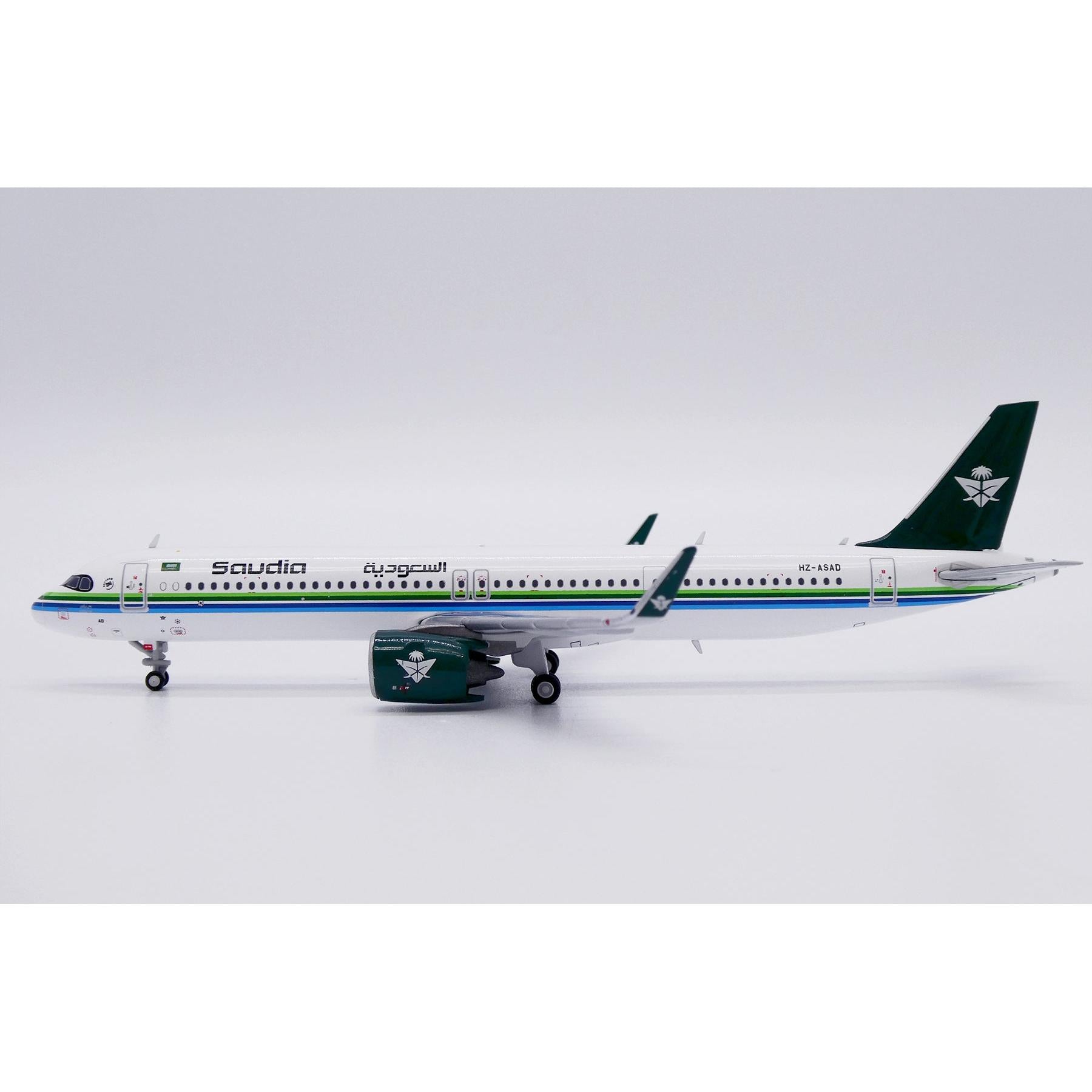 JC Wings 1/400 Saudi Arabian Airlines Airbus A321NEO Reg: HZ-ASAD with ...