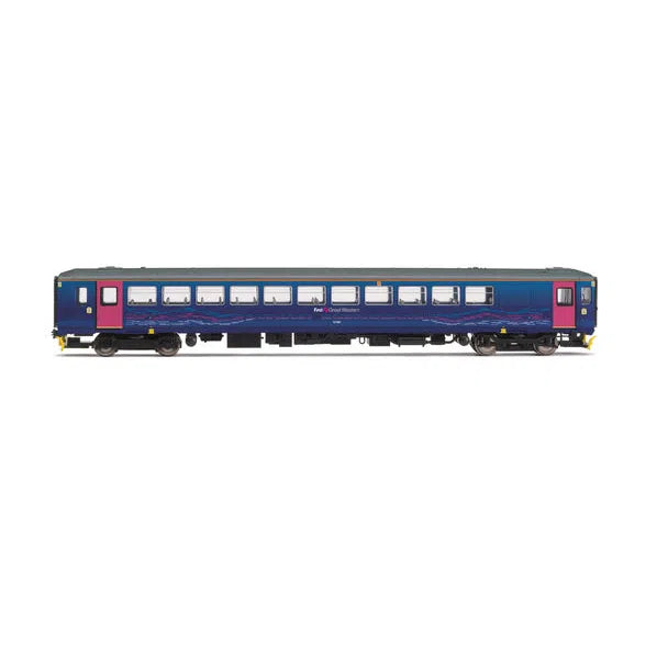 OO FGW Class 153 No. 153361 - Era 9