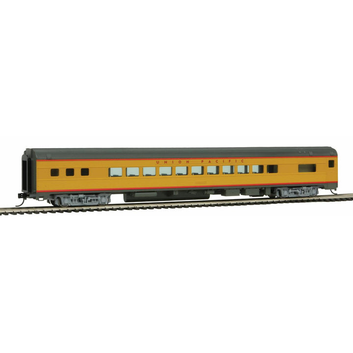 HO 85' Budd Small-Window Coach Union Pacific(R)