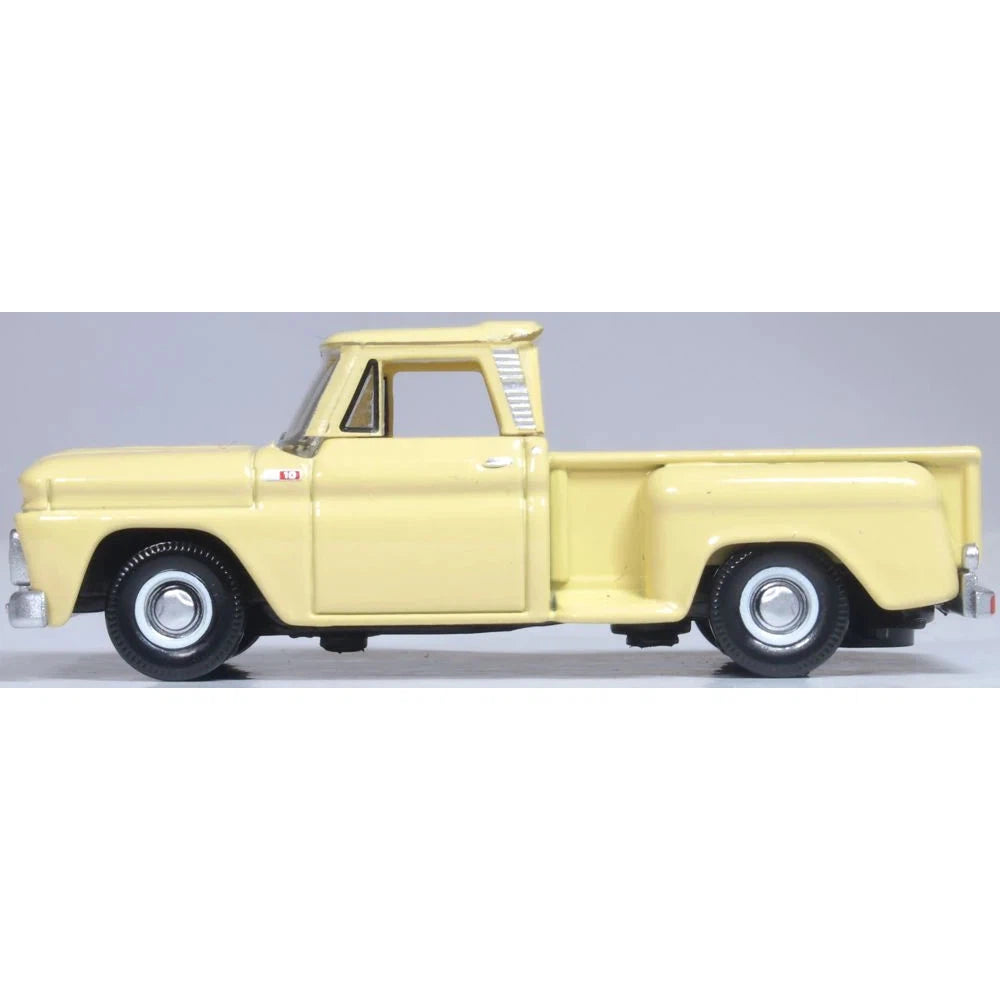 1/87 Chevrolet Stepside Pick Up 1965 Yellow – Hobbyco