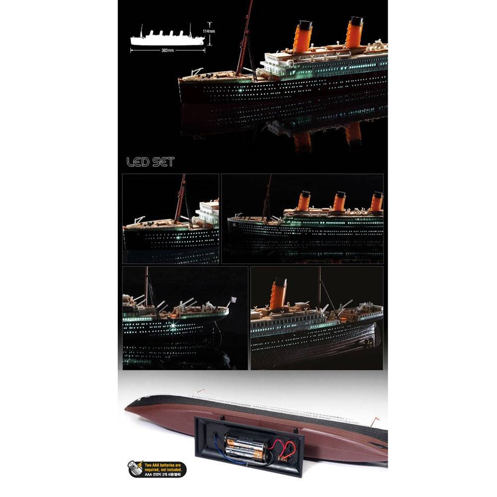 14220 1/700 R.M.S. Titanic + LED Set MCP Plastic Model Kit