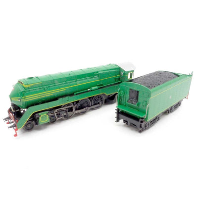 HO C38 3801 Locomotive The Newcastle Flyer
