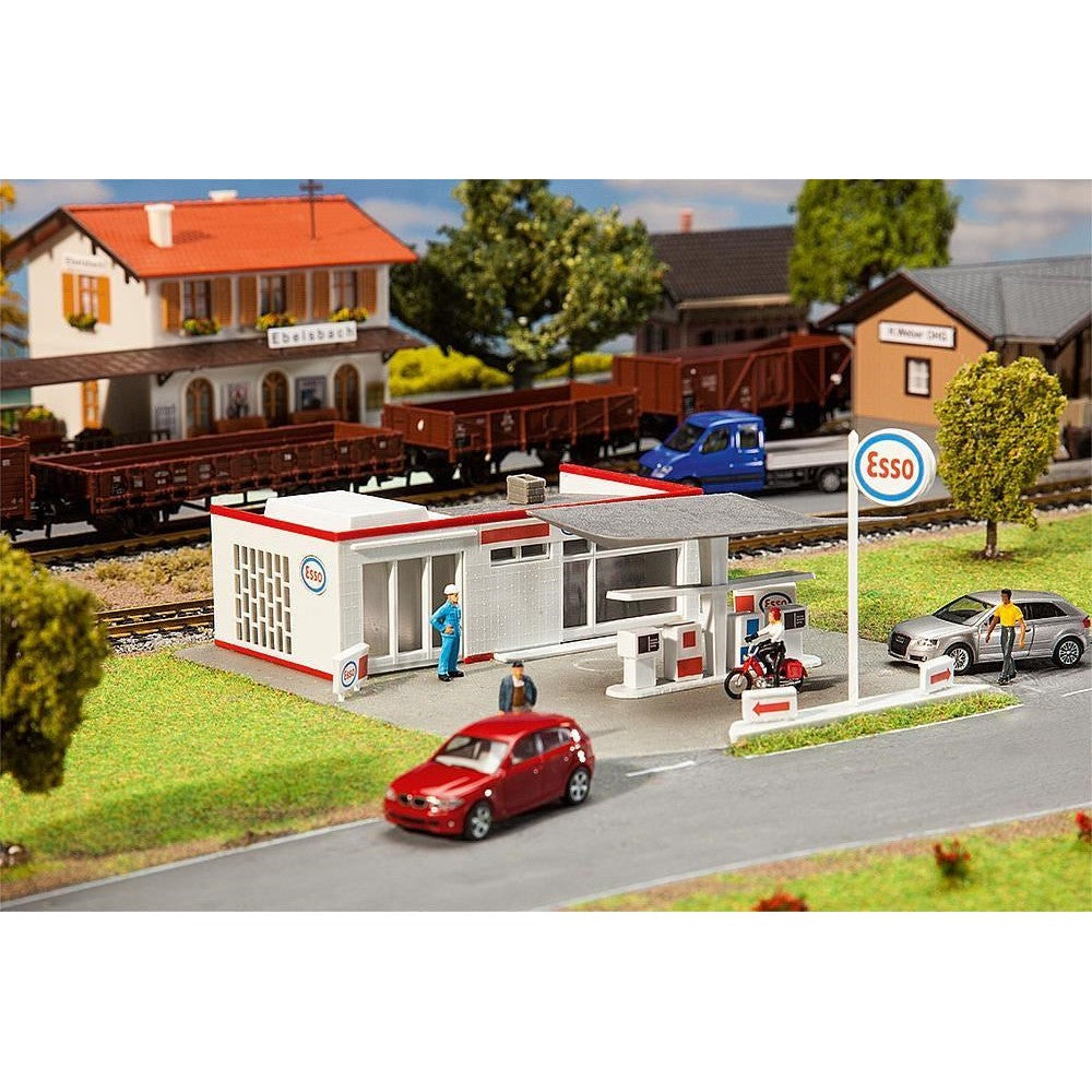 Faller HO Service Station – Hobbyco