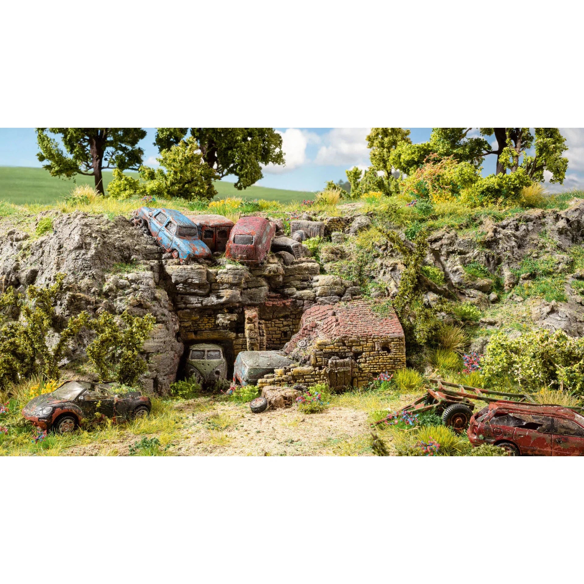 Noch HO Car Graveyard – Hobbyco