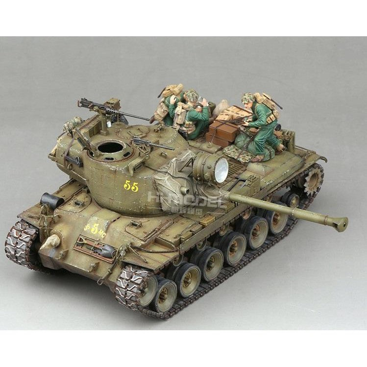 2117 1/35 US MEDIUM TANK M46 PATTON Plastic Model Kit
